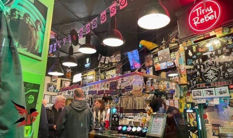 Best Rock Pubs and Bars in London (Including Heavy Metal Spots!)