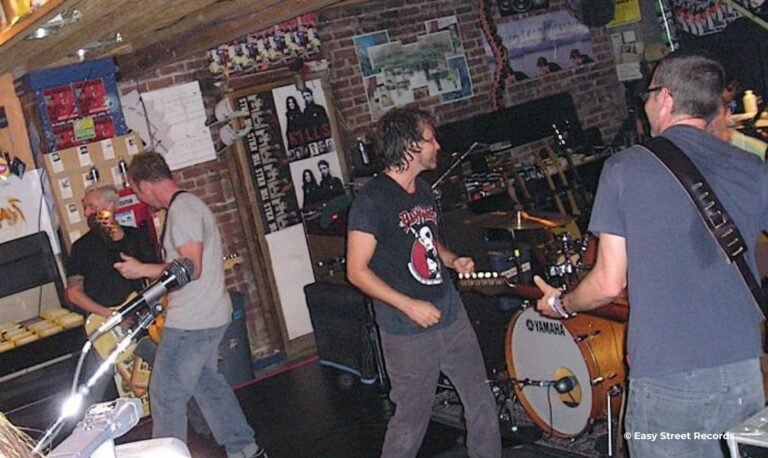Grunge in Seattle: Landmarks That Explain the Scene